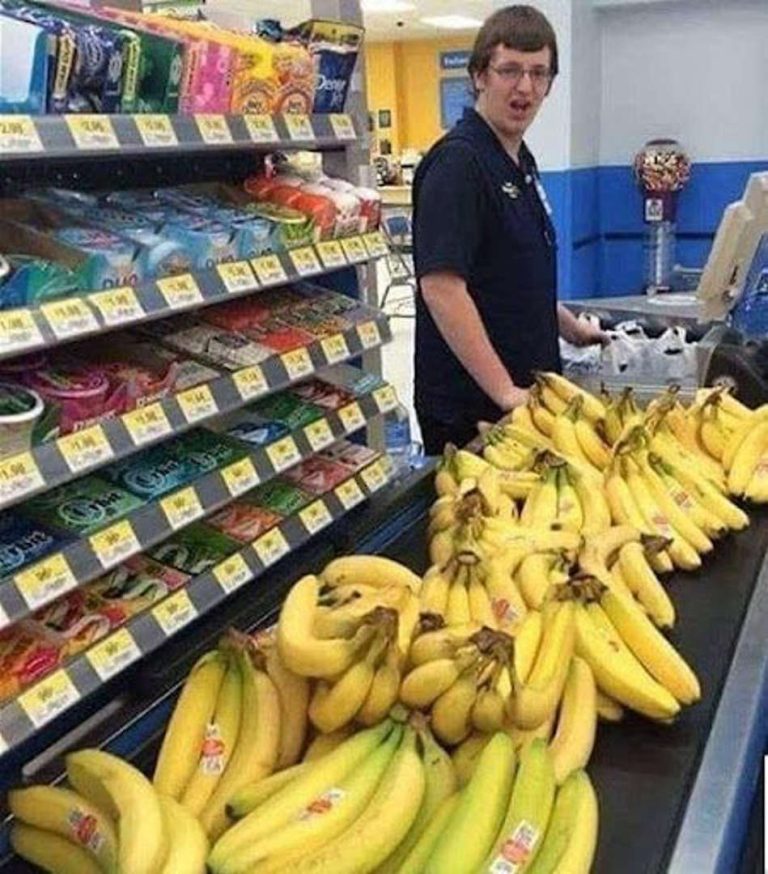 20 Unexpected and Wild Scenes at Walmart