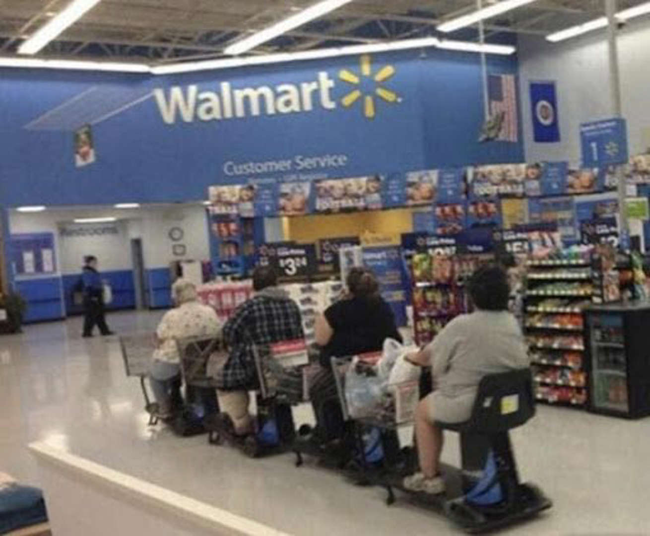 20 Unexpected and Wild Scenes at Walmart